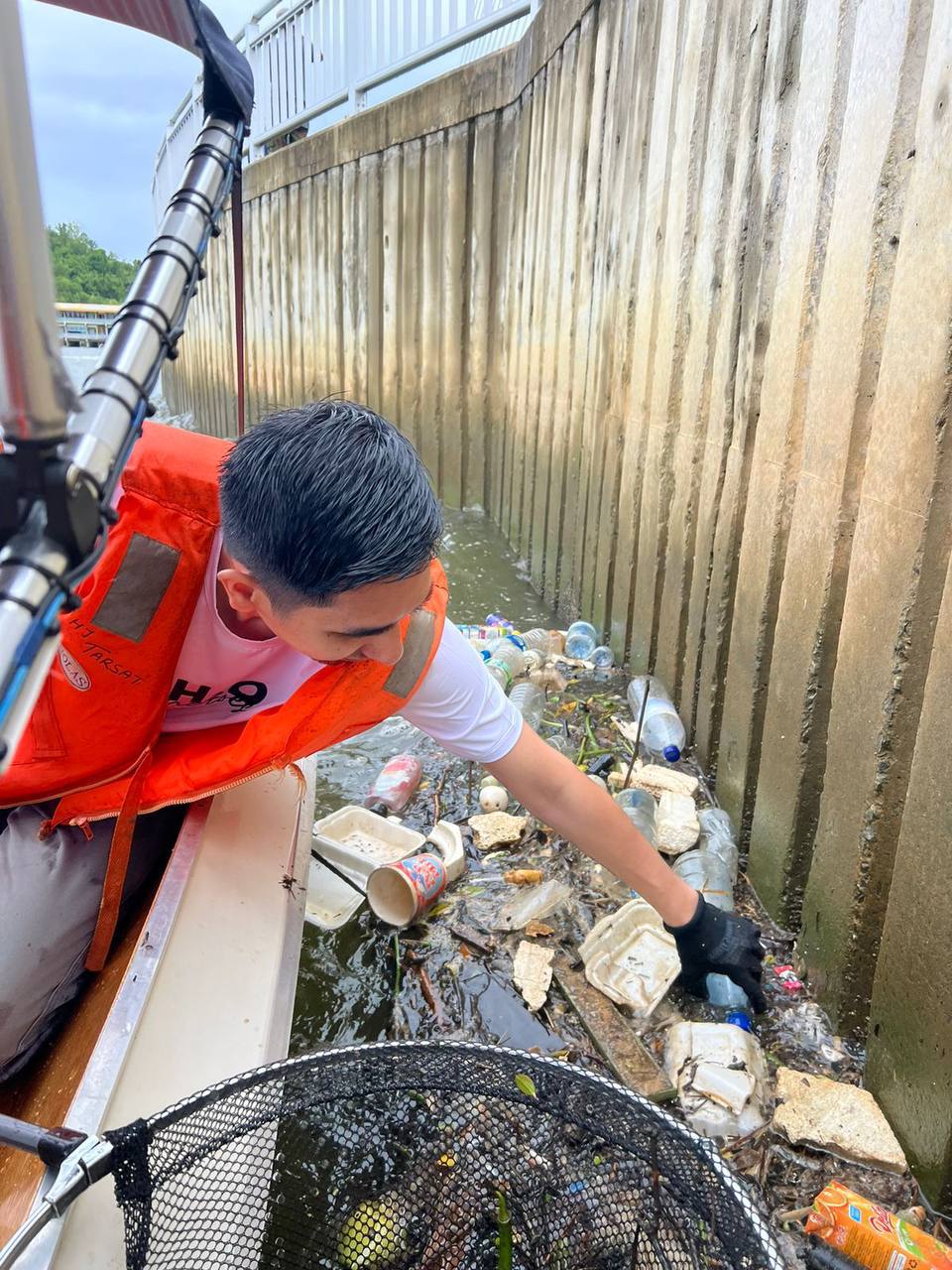 Bridging Waters: BDCB and Green Brunei’s Unified Commitment to River ...